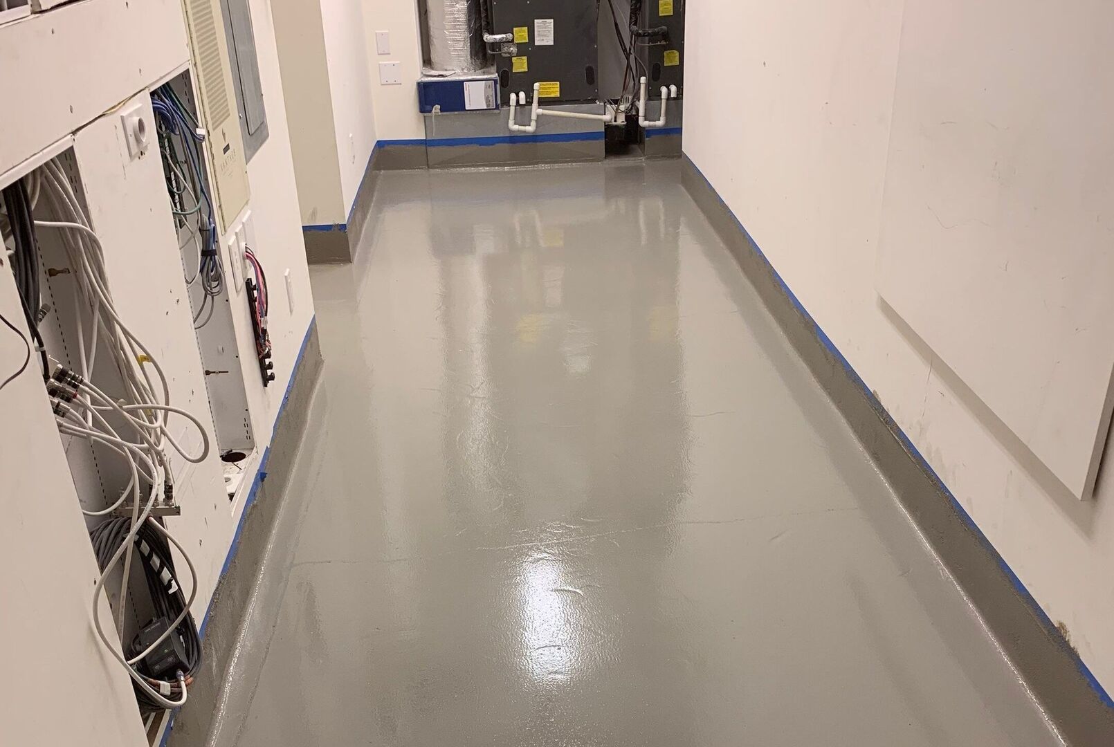 Clean Rooms and Utility Floors with Concrete Coating